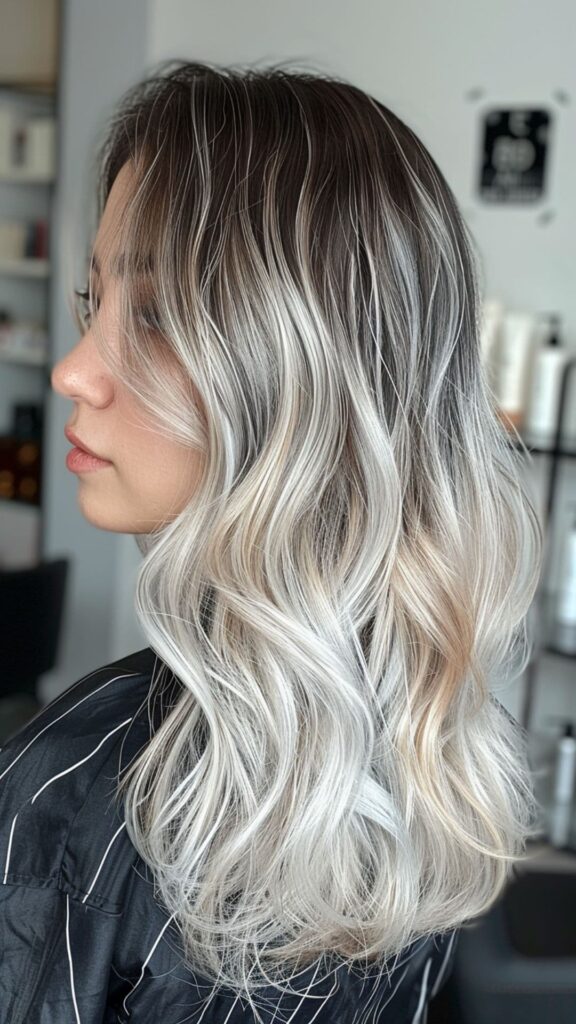 20 Platinum Blonde Highlights Ideas for Instant Glam | Lookosm